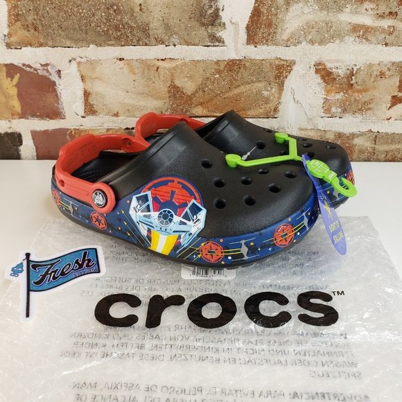 CROCS | Shoes | Crocs Crocband Darth Vader Star Wars Light Up Kids Size ...